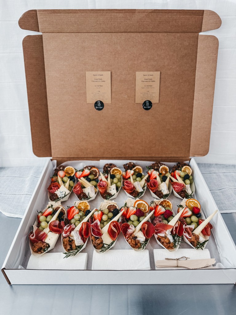 Single-Serve Graze BoatsSinge-Serve Graze Boats - Spoon & Spade